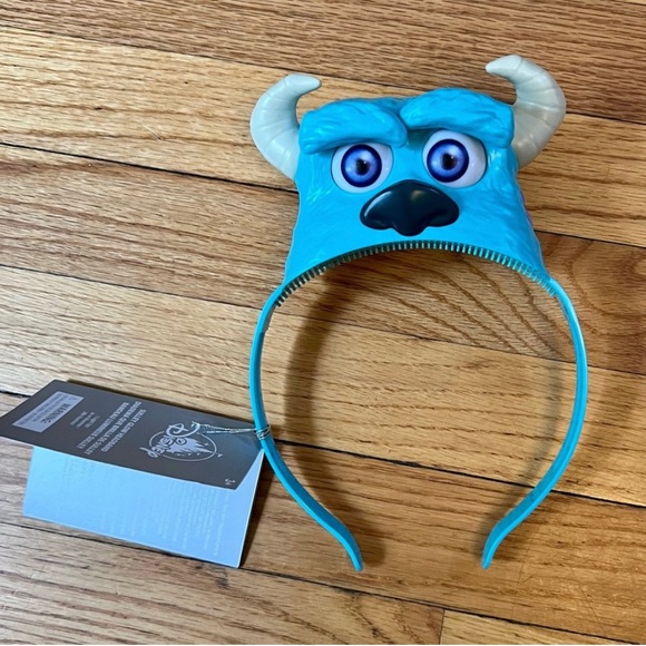 Disney | Accessories | Disney Parks Pixar Monsters Inc Light Up Sulley ...